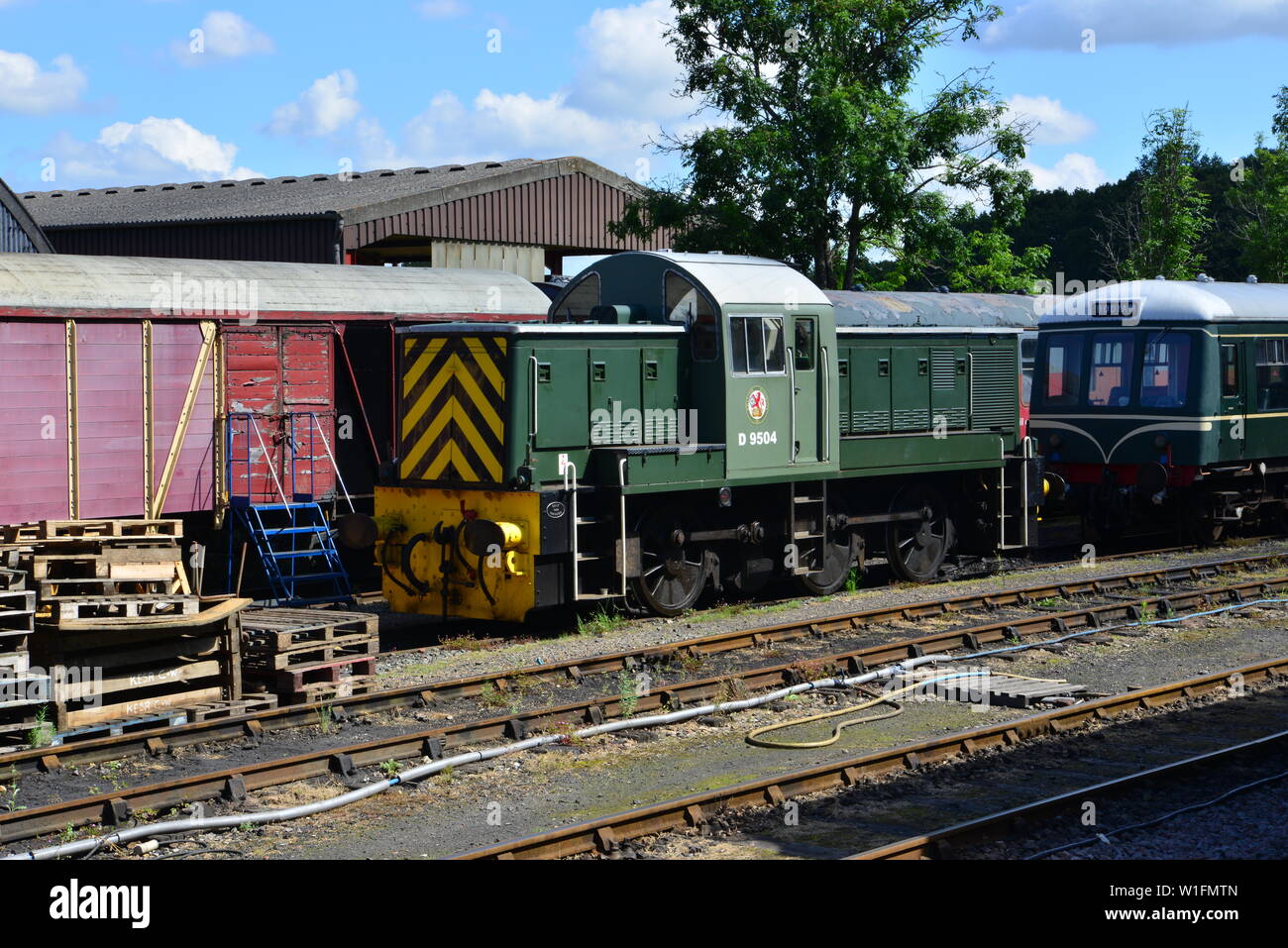 Class 108 dmu cab hi-res stock photography and images - Alamy