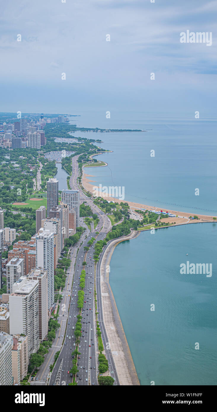 Lakeshore Drive and beaches in Chicago Stock Photo - Alamy