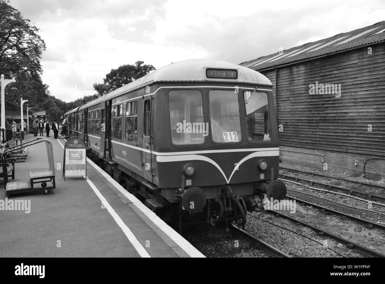 Diesel multiple unit dmu no hi-res stock photography and images - Alamy