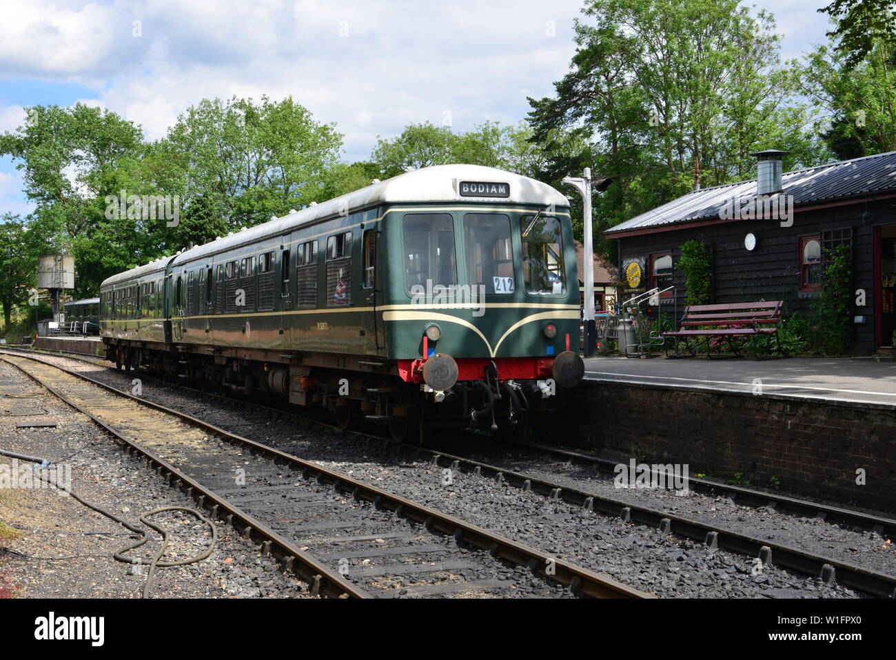 Class 108 dmu hi-res stock photography and images - Alamy