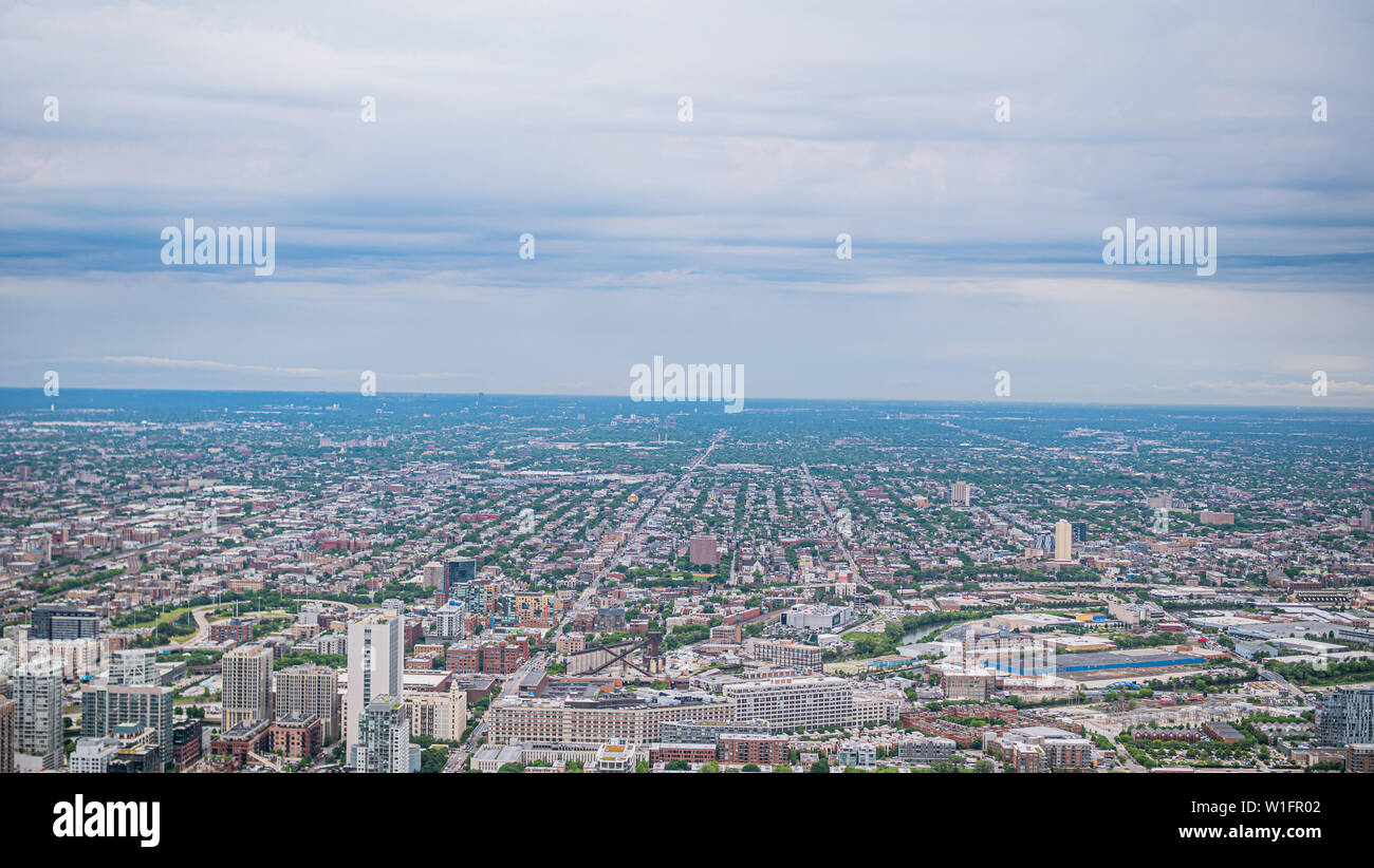 Chicago illinois usa aerial wide hi-res stock photography and images ...
