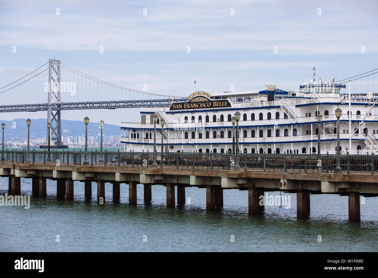Stern bridge hi-res stock photography and images - Alamy
