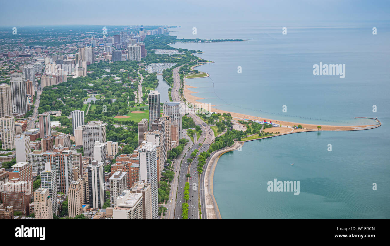 Lakeshore drive chicago aerial hi-res stock photography and images - Alamy