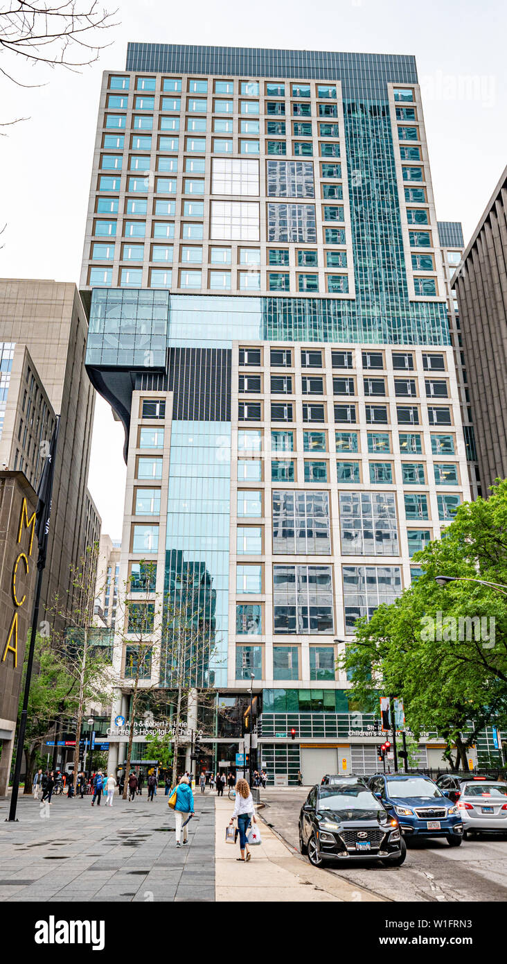 Skyscraper hospital hi-res stock photography and images - Alamy