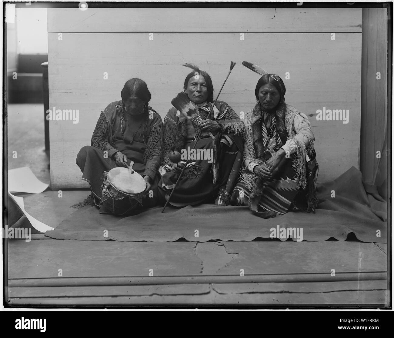 Kiowa comanche hi-res stock photography and images - Alamy