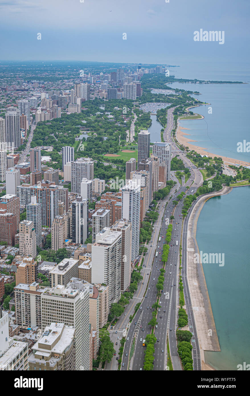 Lakeshore drive chicago aerial hi-res stock photography and images - Alamy
