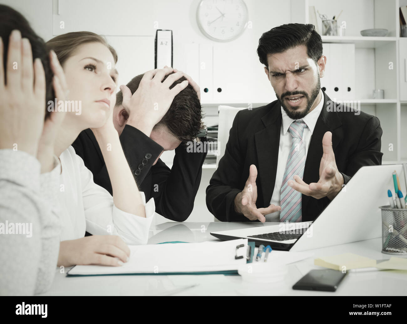 Person demonstrating coworkers hi-res stock photography and images - Alamy
