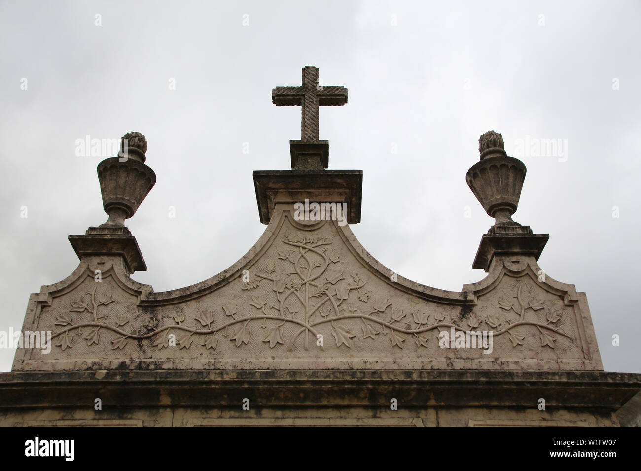 Close up view of a detail of a crypt in cemetary Stock Photo - Alamy
