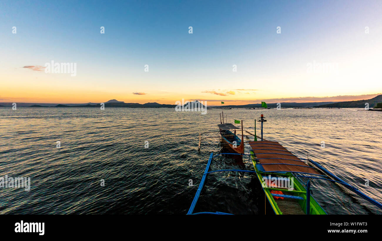 Lake taal taal volcano boat hi-res stock photography and images - Alamy