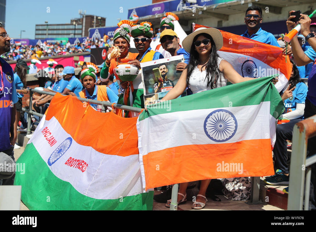 Indian fans in the crowd hi-res stock photography and images - Alamy