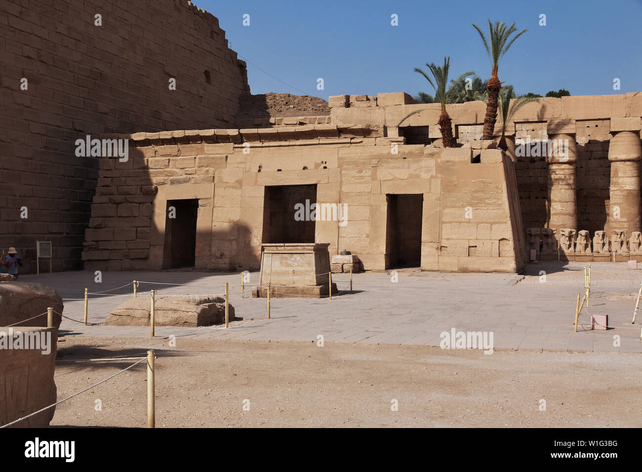 Ancient Karnak temple in Luxor, Egypt Stock Photo - Alamy