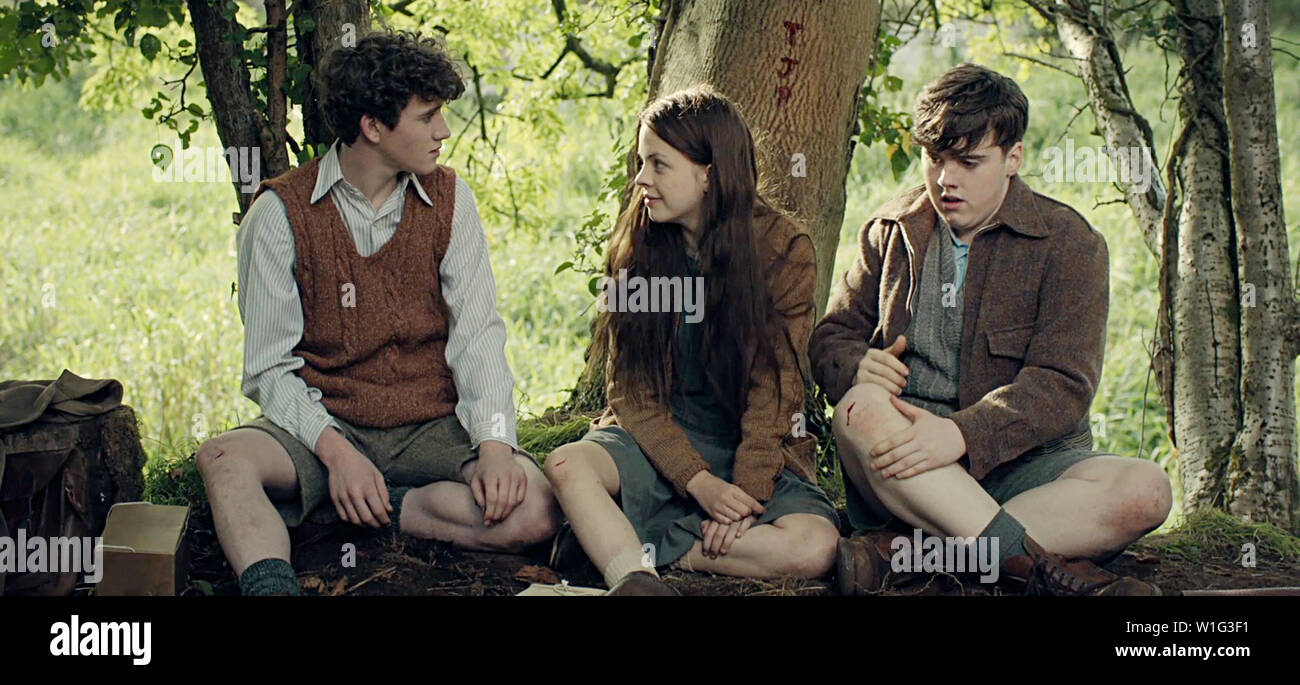 UK. Art Parkinson and Emily Flain in a scene from the ©Samuel Goldwyn ...