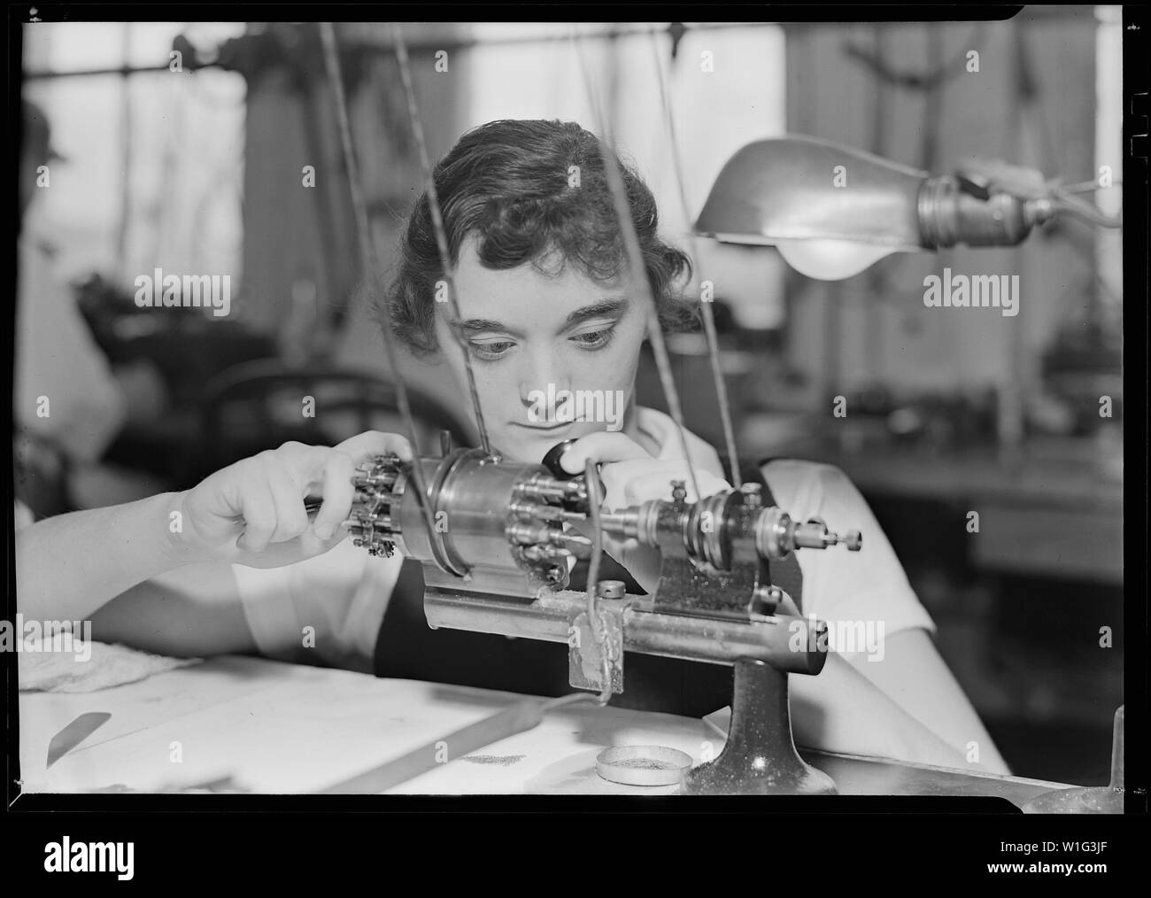 Lancaster, Pennsylvania - Hamilton Watch. Turret head operation - semi ...