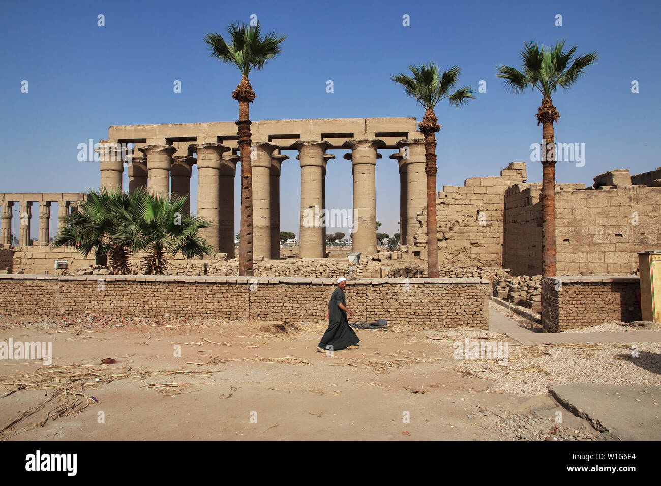 Ancient Luxor temple in Luxor city, Egypt Stock Photo - Alamy