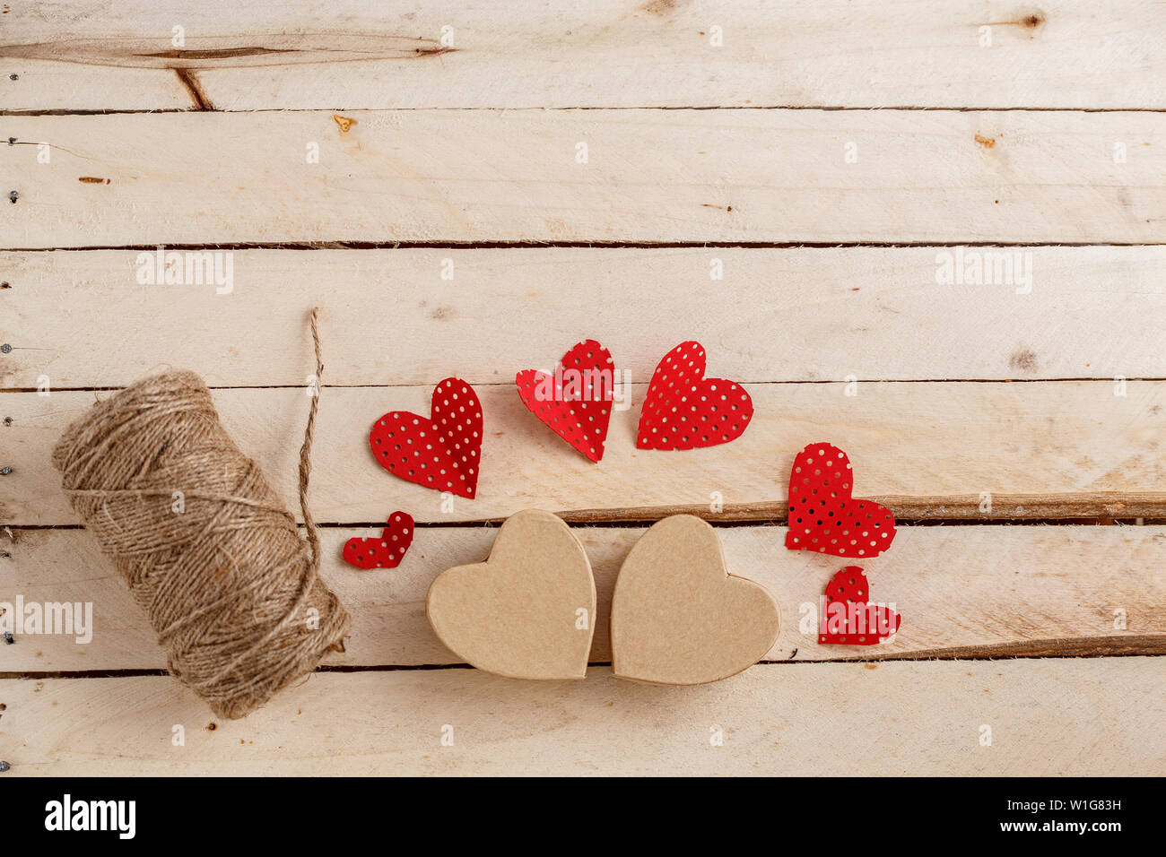 brown biodegradable heart shaped gift boxes with packing threads and ...