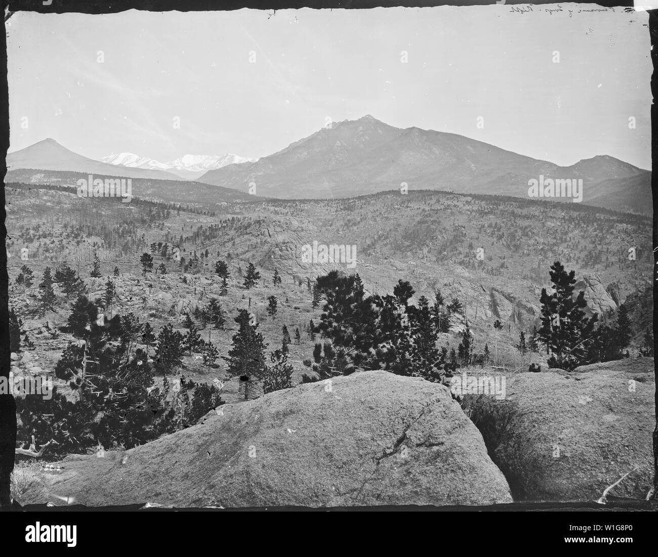 Colorado mountains panorama Black and White Stock Photos & Images - Alamy