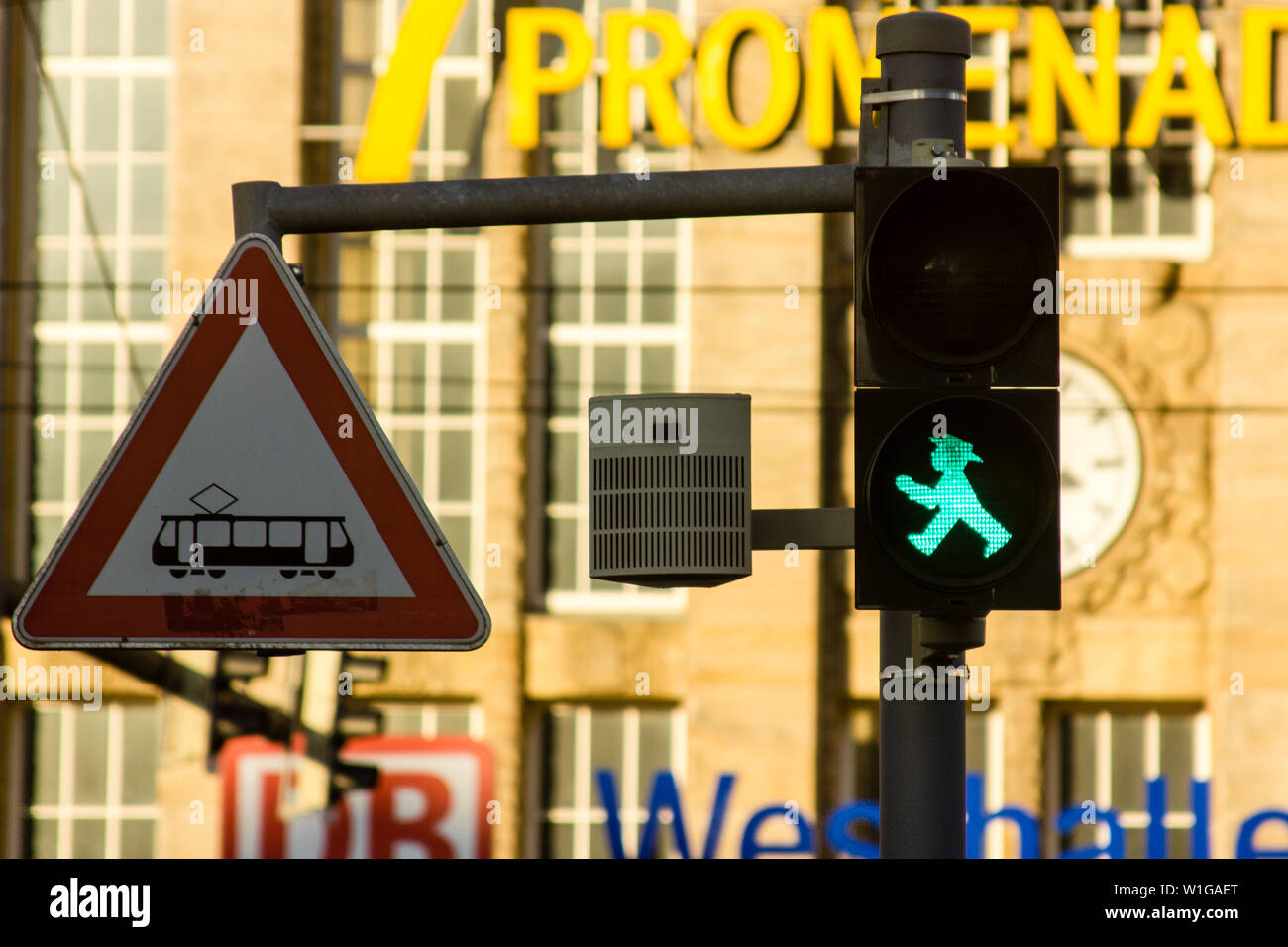 Signalise hi-res stock photography and images - Alamy