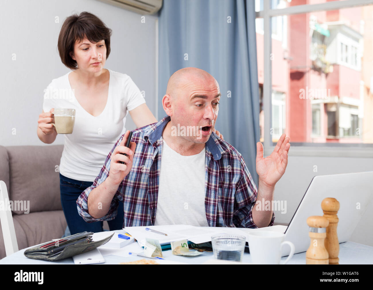 Problems in the family hi-res stock photography and images - Alamy