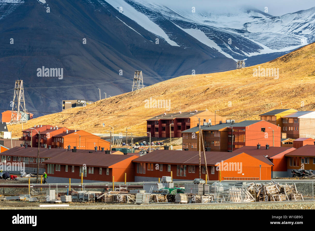 overview of longyearbyen, colored houses with mountains in the ...