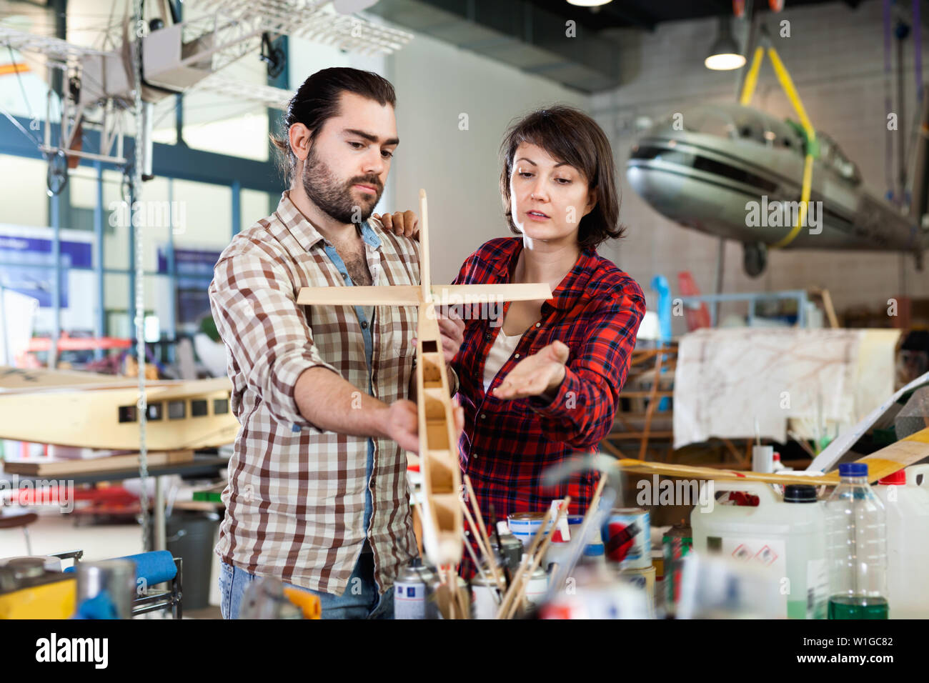 Positive happy cheerful smiling couple enjoying their hobbies ...