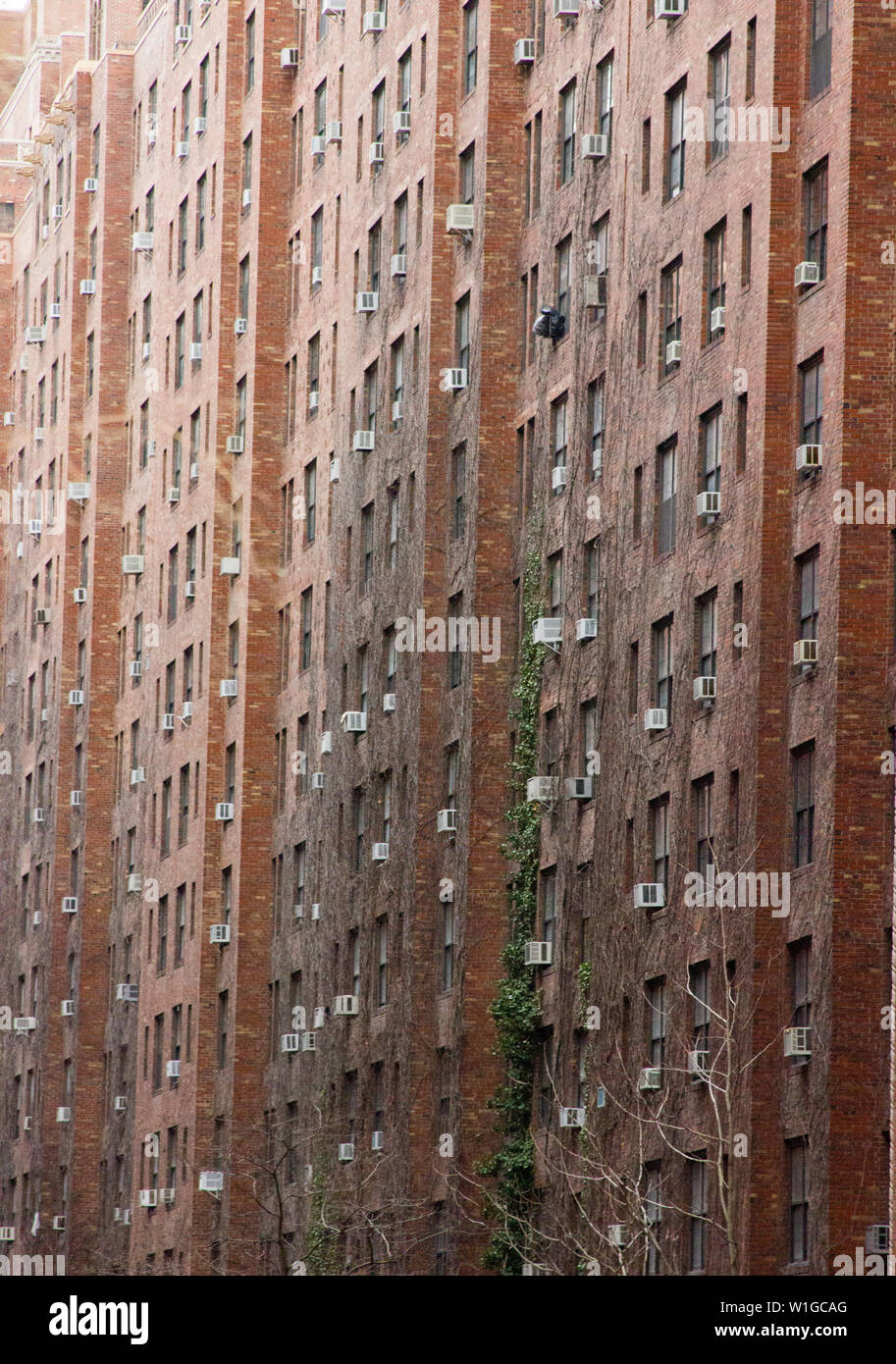 Old building wall hi-res stock photography and images - Alamy