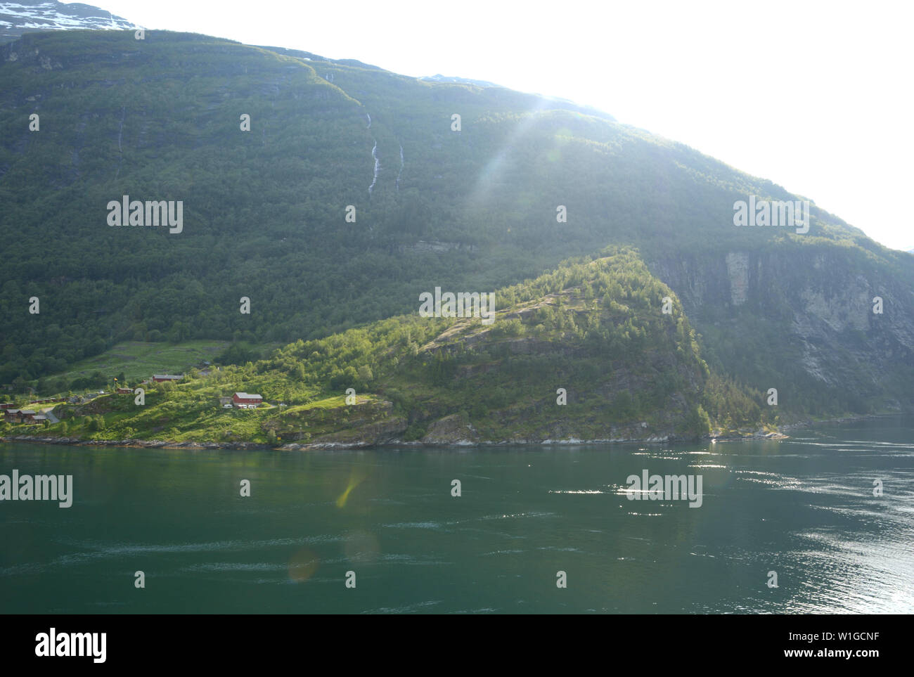 Geiranger fjord geirangerfjorden ornevegen hi-res stock photography and ...