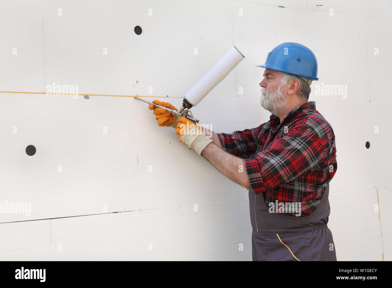 Aplicator hi-res stock photography and images - Alamy