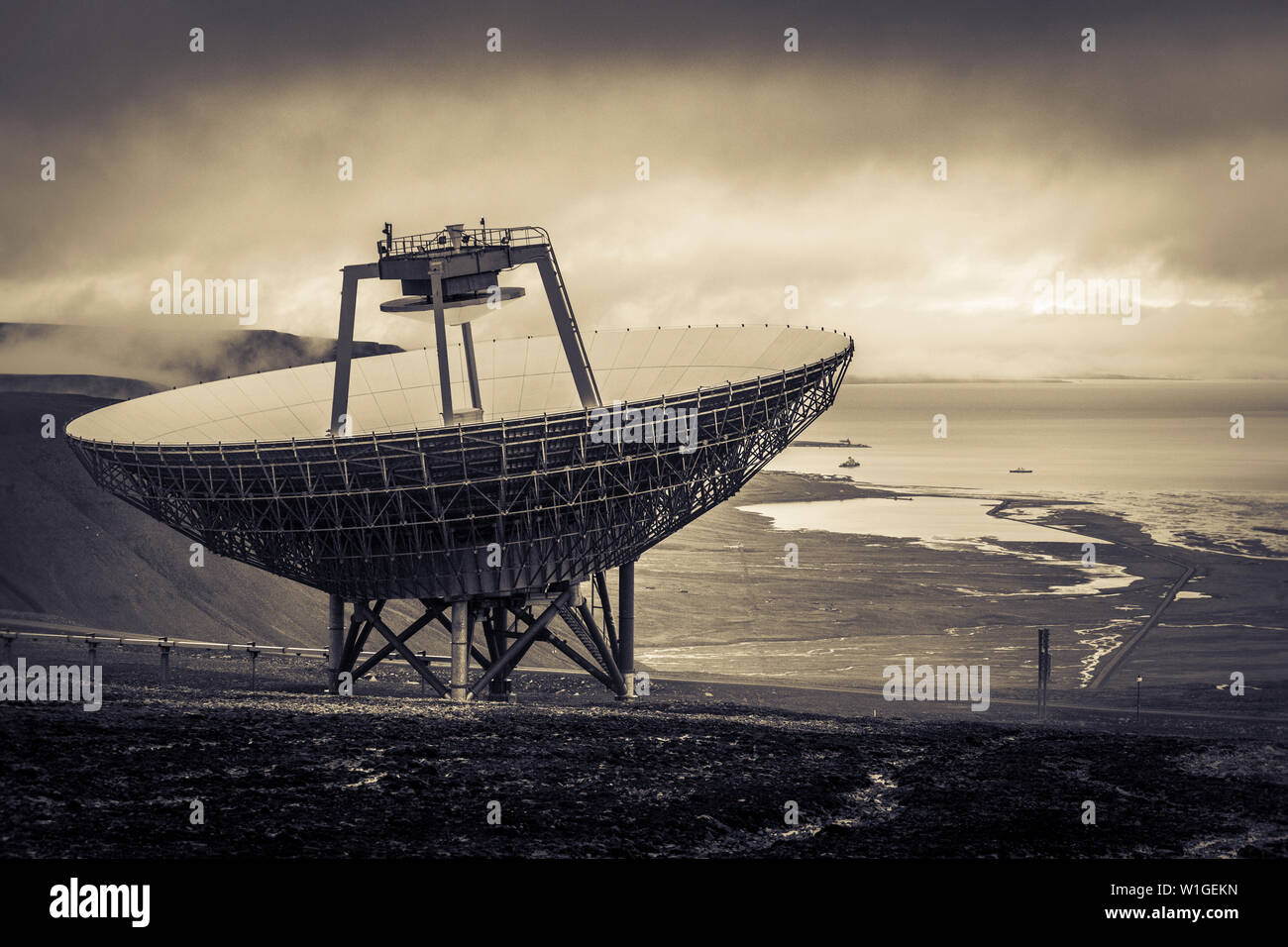 EISCAT Svalbard Radar (ESR) near Longyearbyen, Adventdalen fjord in the ...