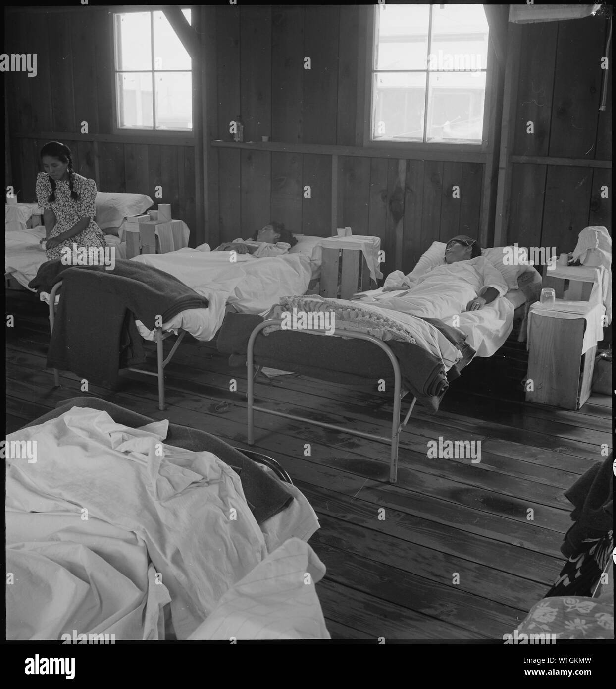 Manzanar Relocation Center, Manzanar, California. Women's ward in the ...