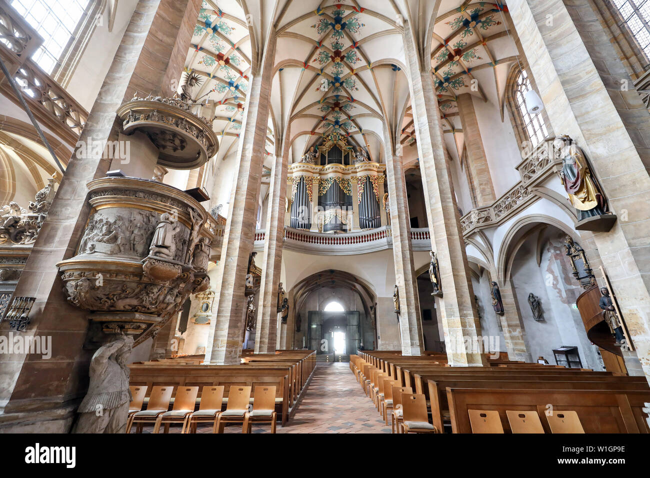 27 June 2019, Saxony, Freiberg: View into the cathedral St. Marien ...