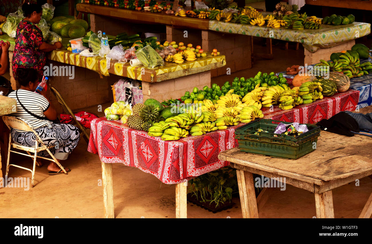 Fruit and vegetable market in Tonga Stock Photo - Alamy