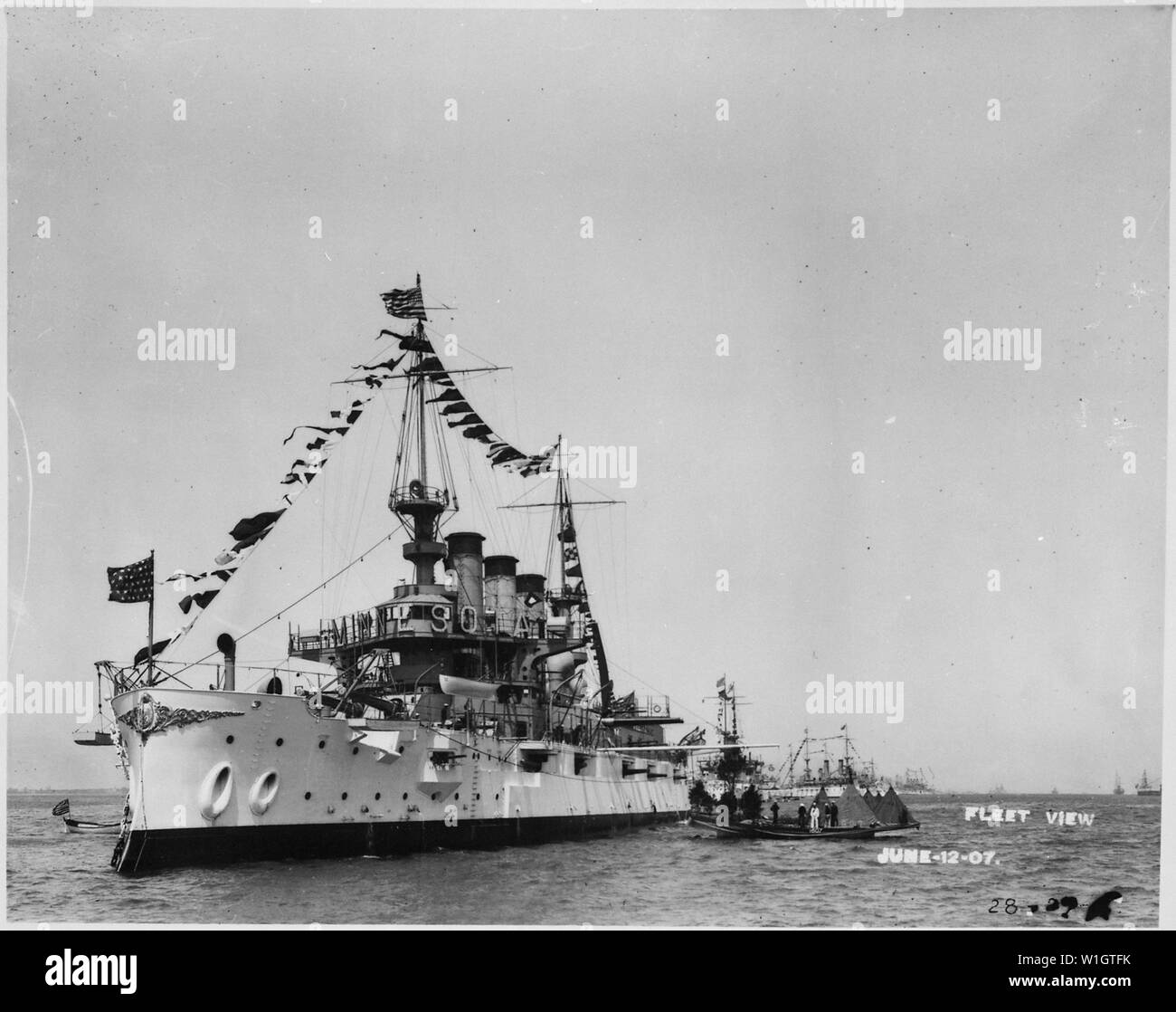 Bow to each other Black and White Stock Photos & Images - Alamy