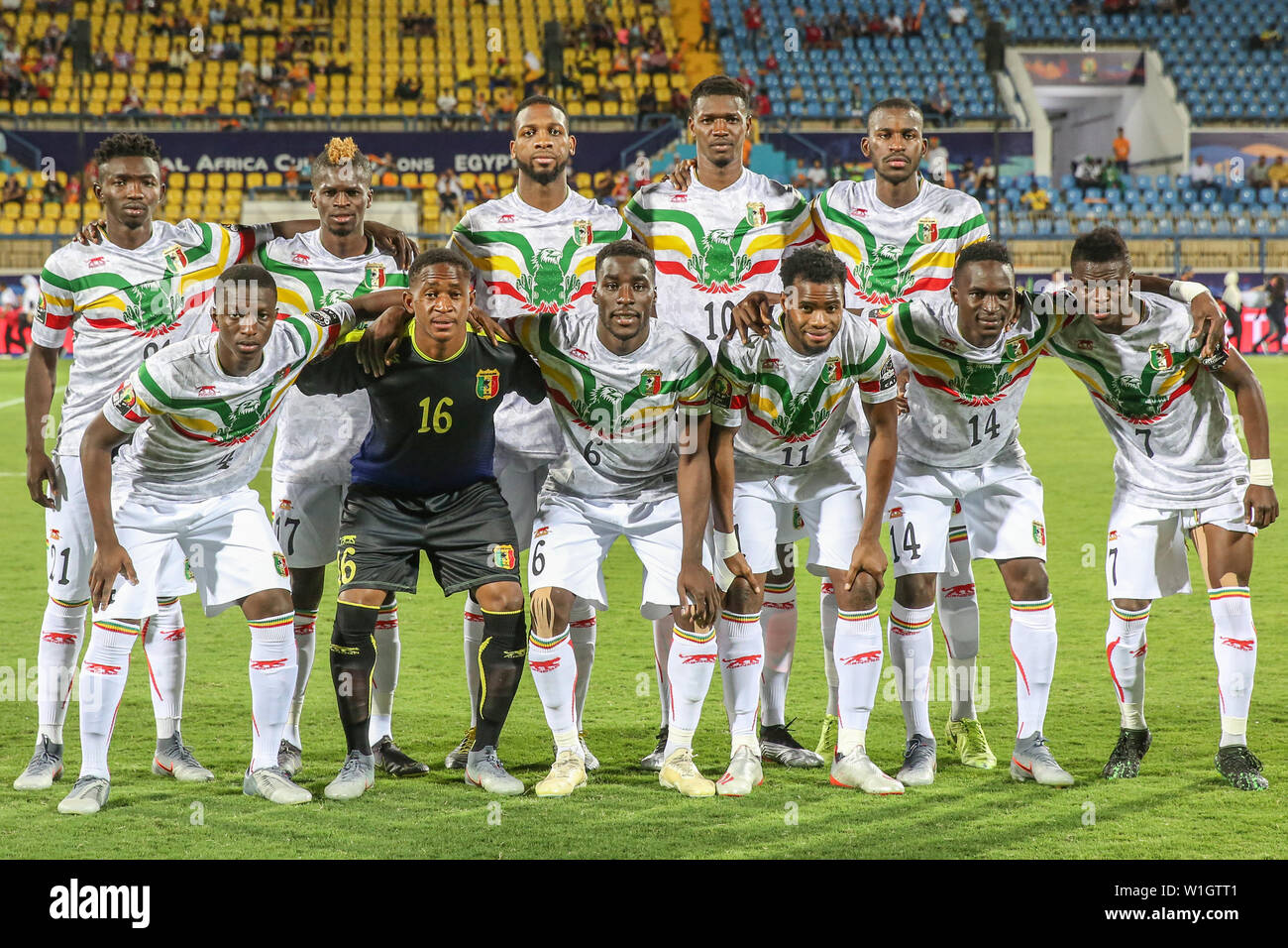 Ismailia, Egypt. 02nd July, 2019. Mali players pose for a team photo ...