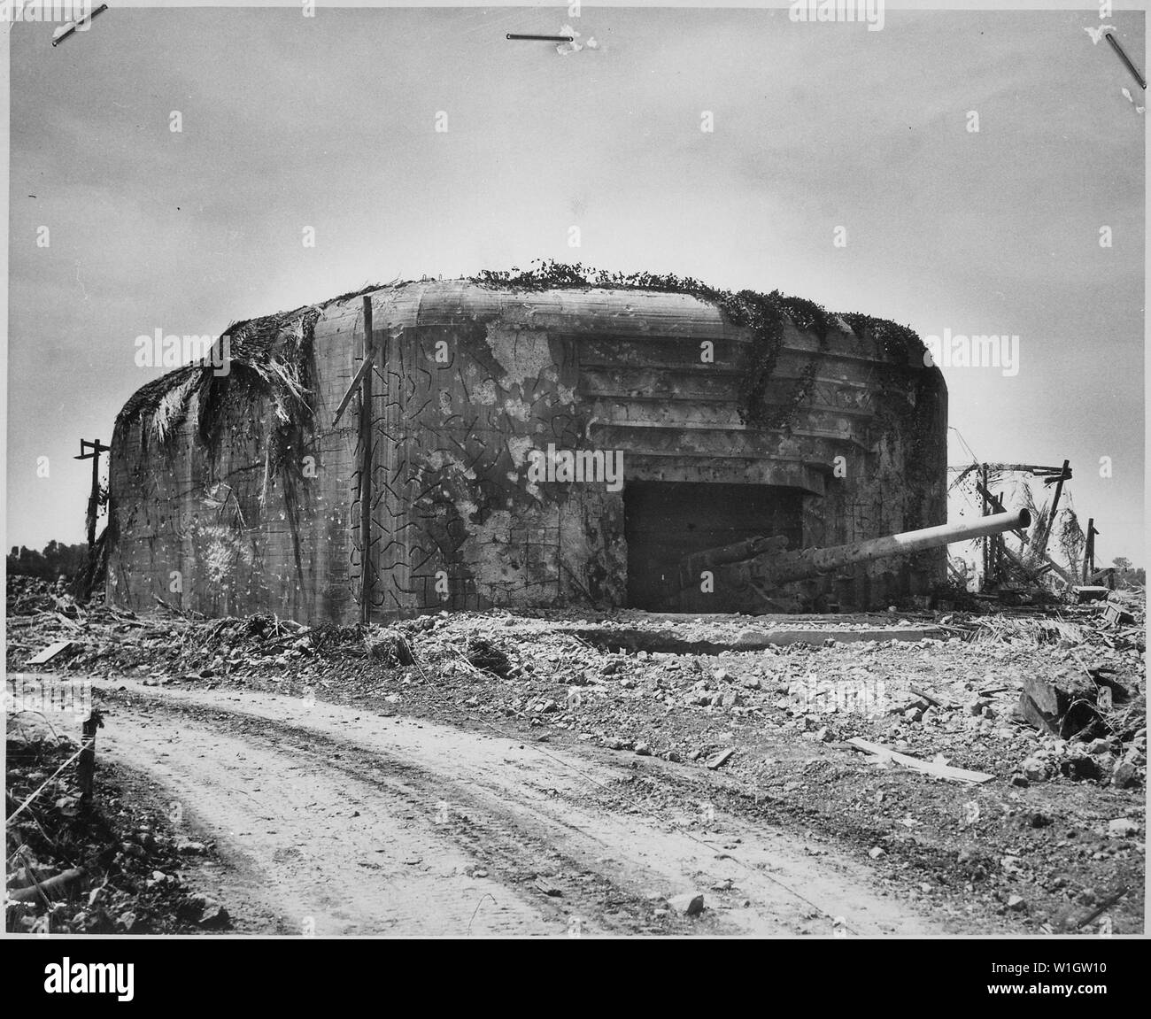 Nazi guns Black and White Stock Photos & Images - Alamy