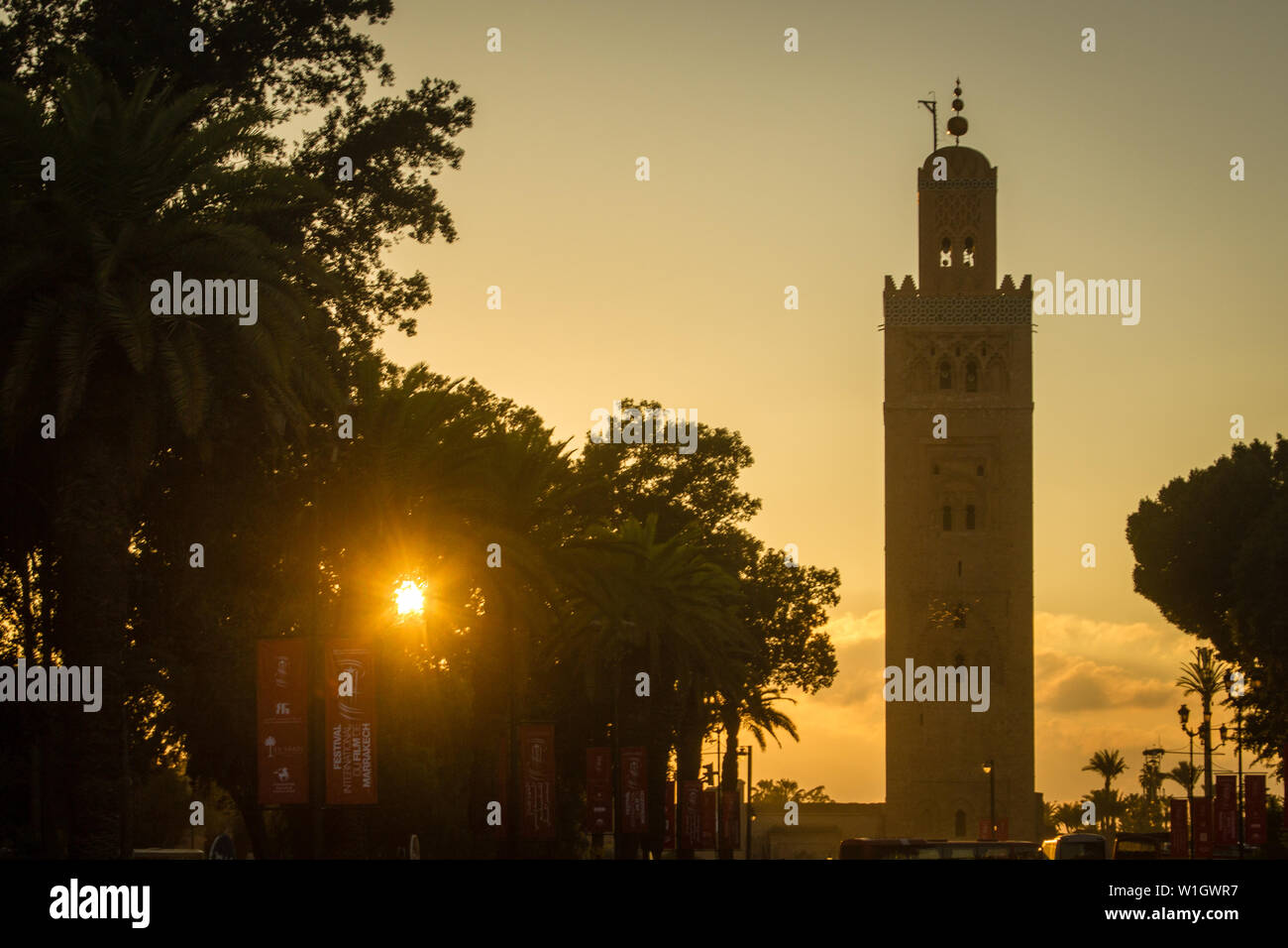 outdoors architecture sunset evening city Stock Photo - Alamy