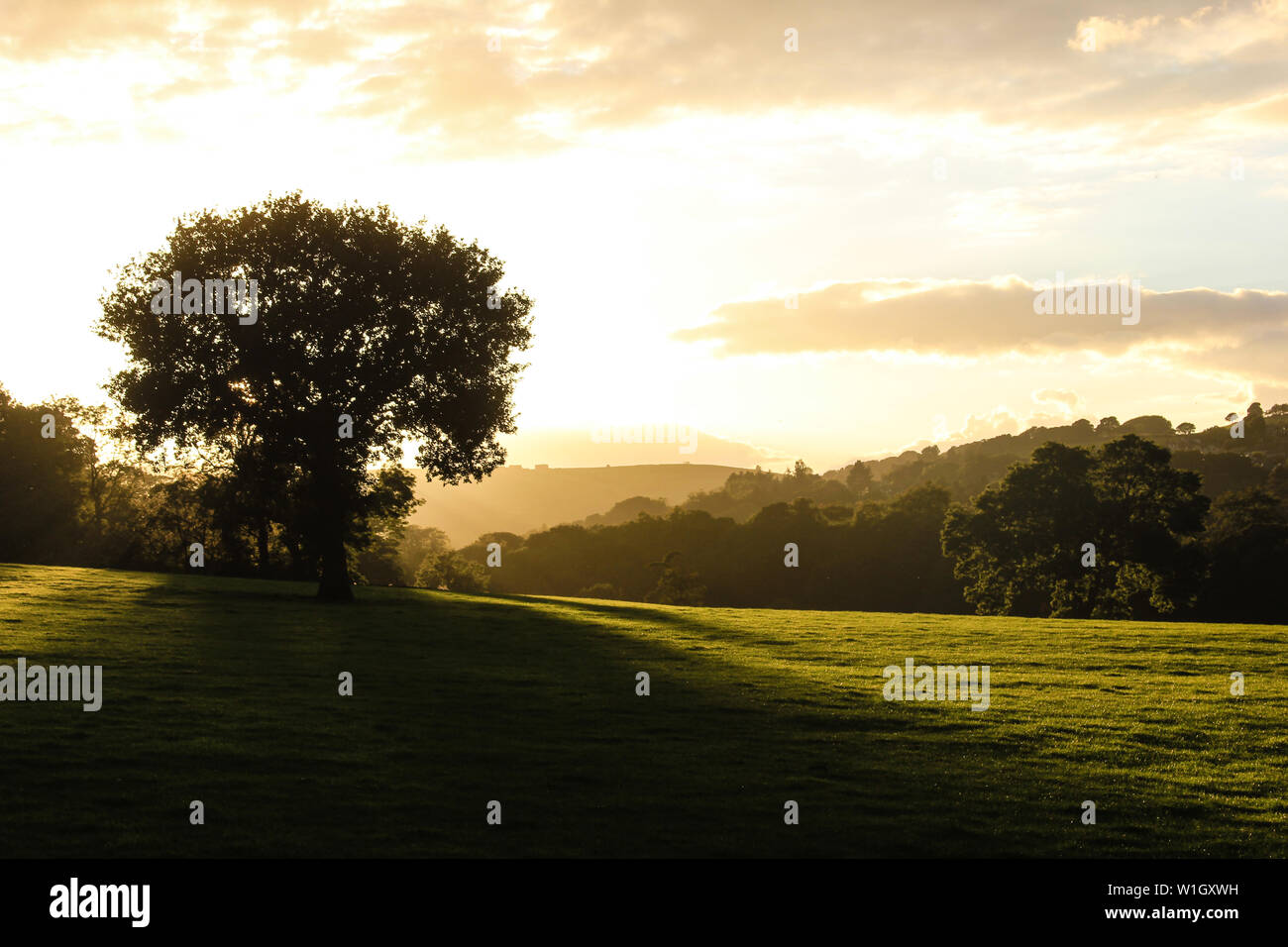 The sun and the outdoors hi-res stock photography and images - Alamy