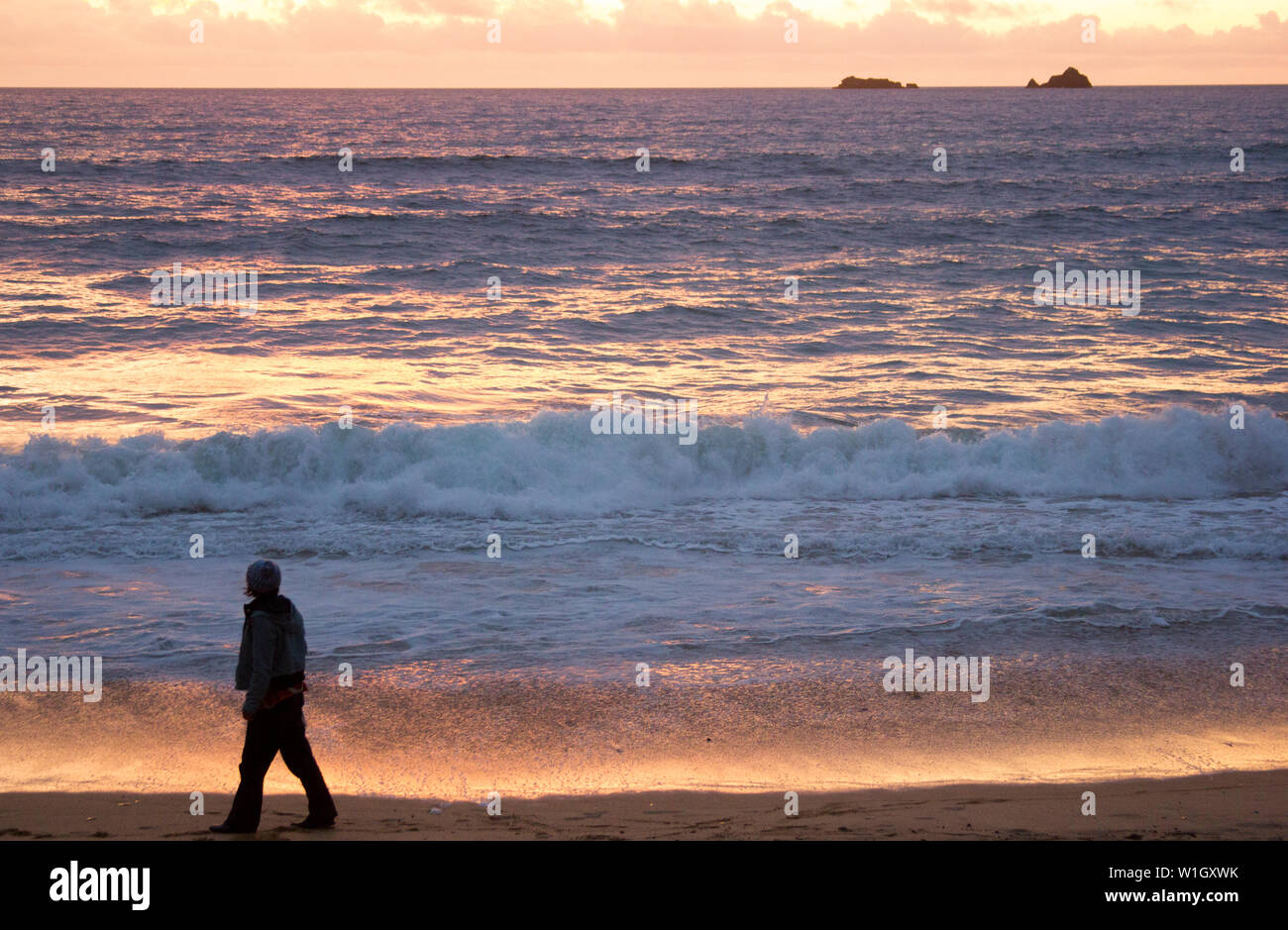 water dawn sunset beach ocean Stock Photo - Alamy