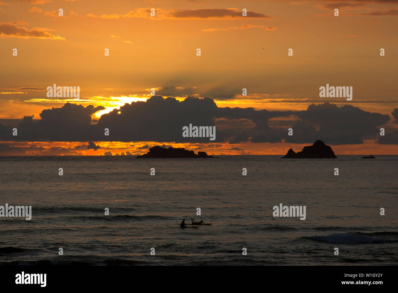 Ocean evening hi-res stock photography and images - Alamy