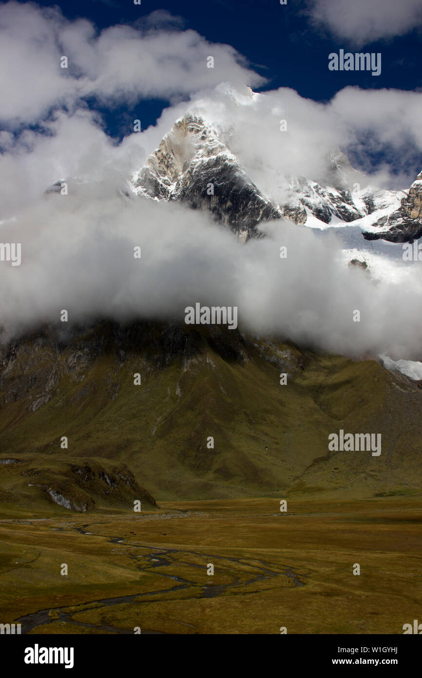 volcano snow landscape mountain eruption Stock Photo - Alamy