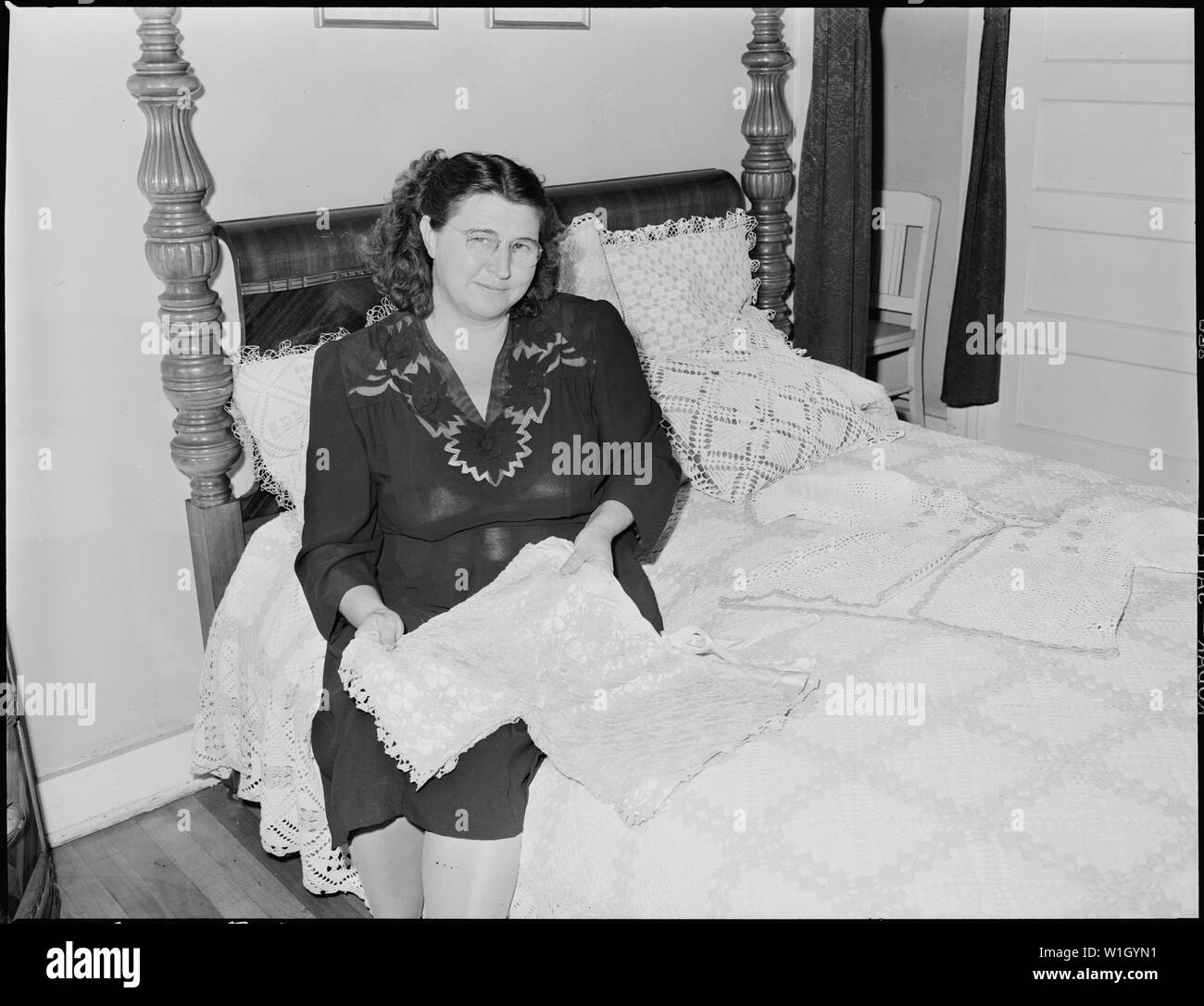 Wheelwright at work Black and White Stock Photos & Images - Alamy