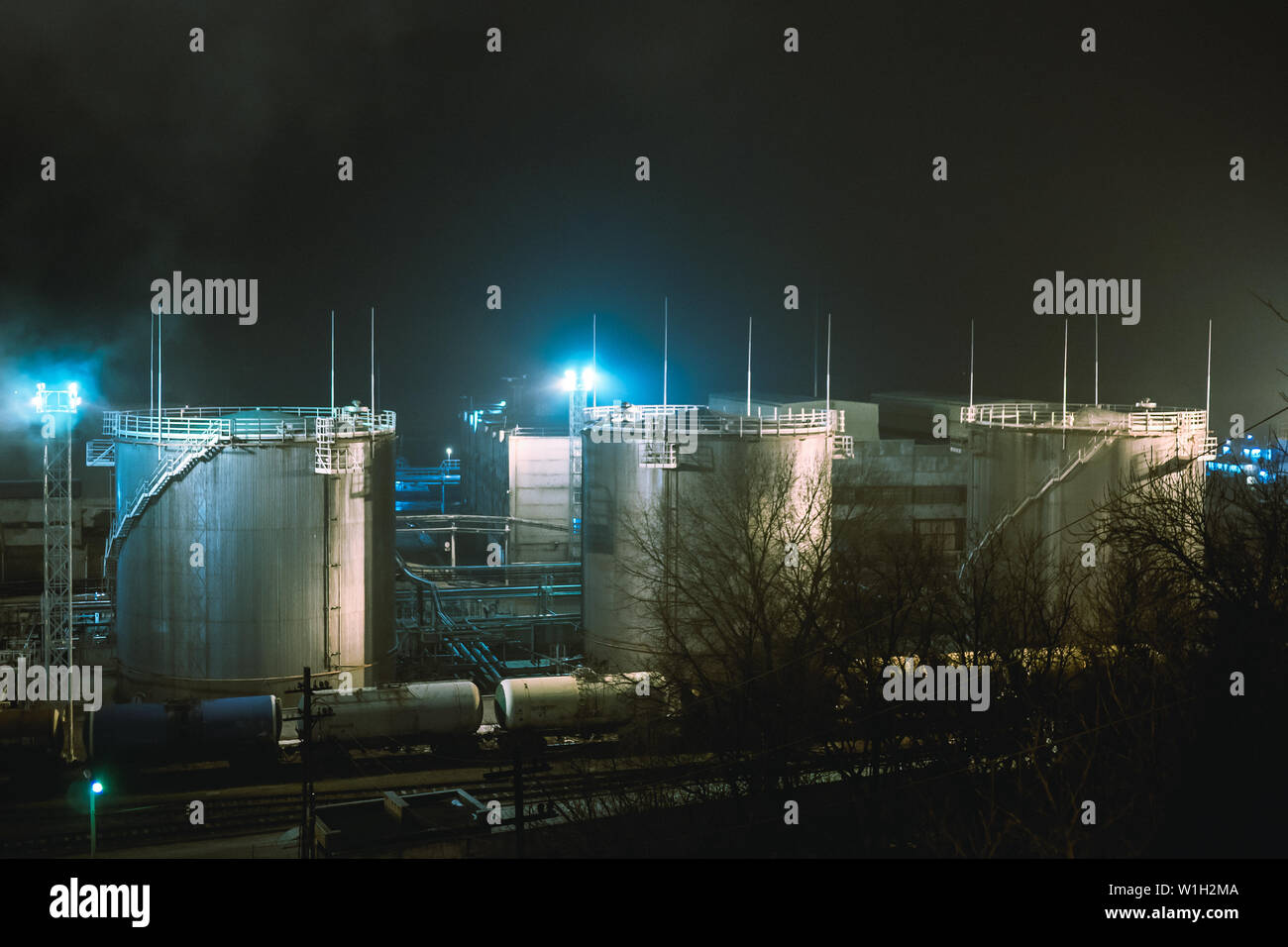 Three storage tanks hi-res stock photography and images - Alamy