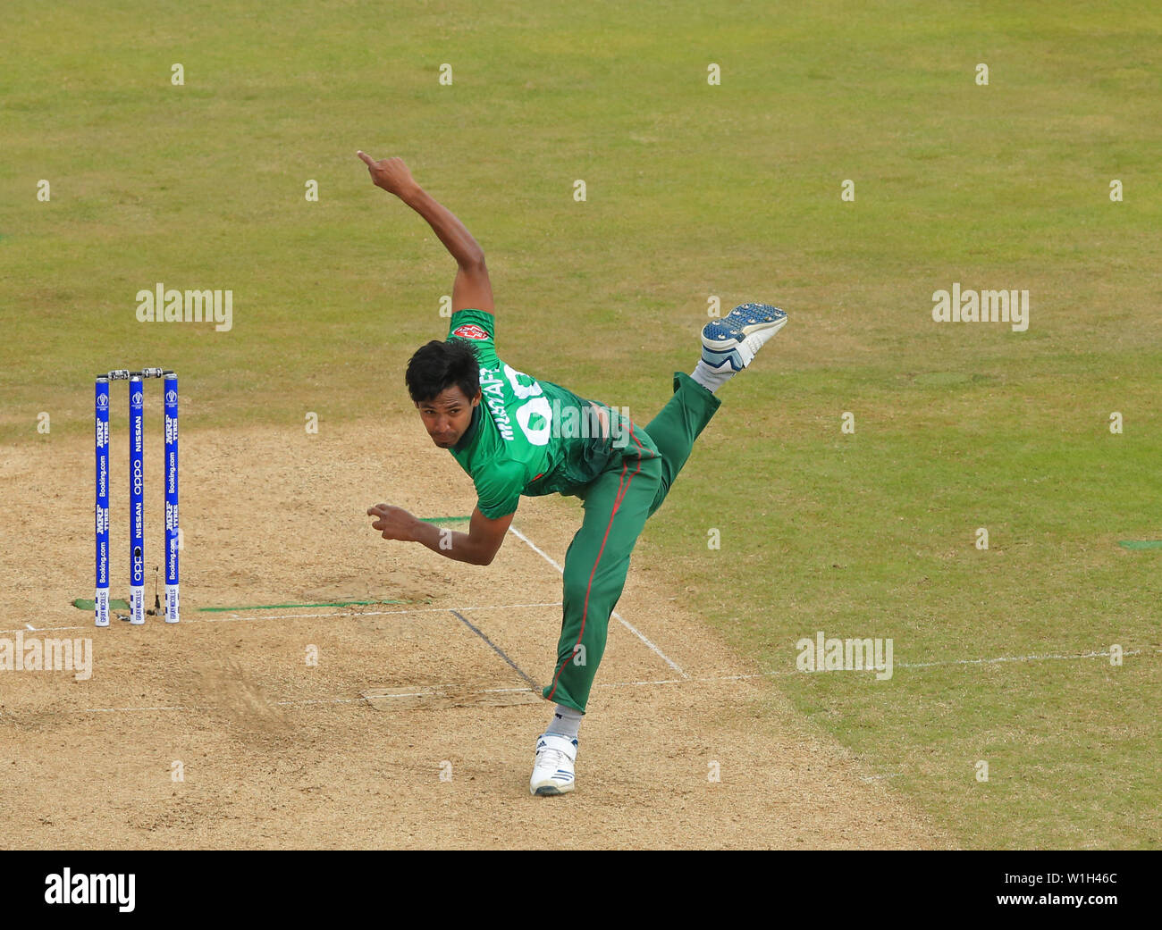 Mustafizur rahman hi-res stock photography and images - Alamy