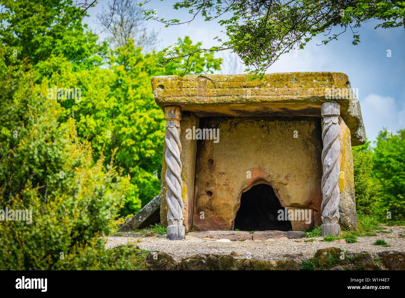 Old dolmens hi-res stock photography and images - Alamy