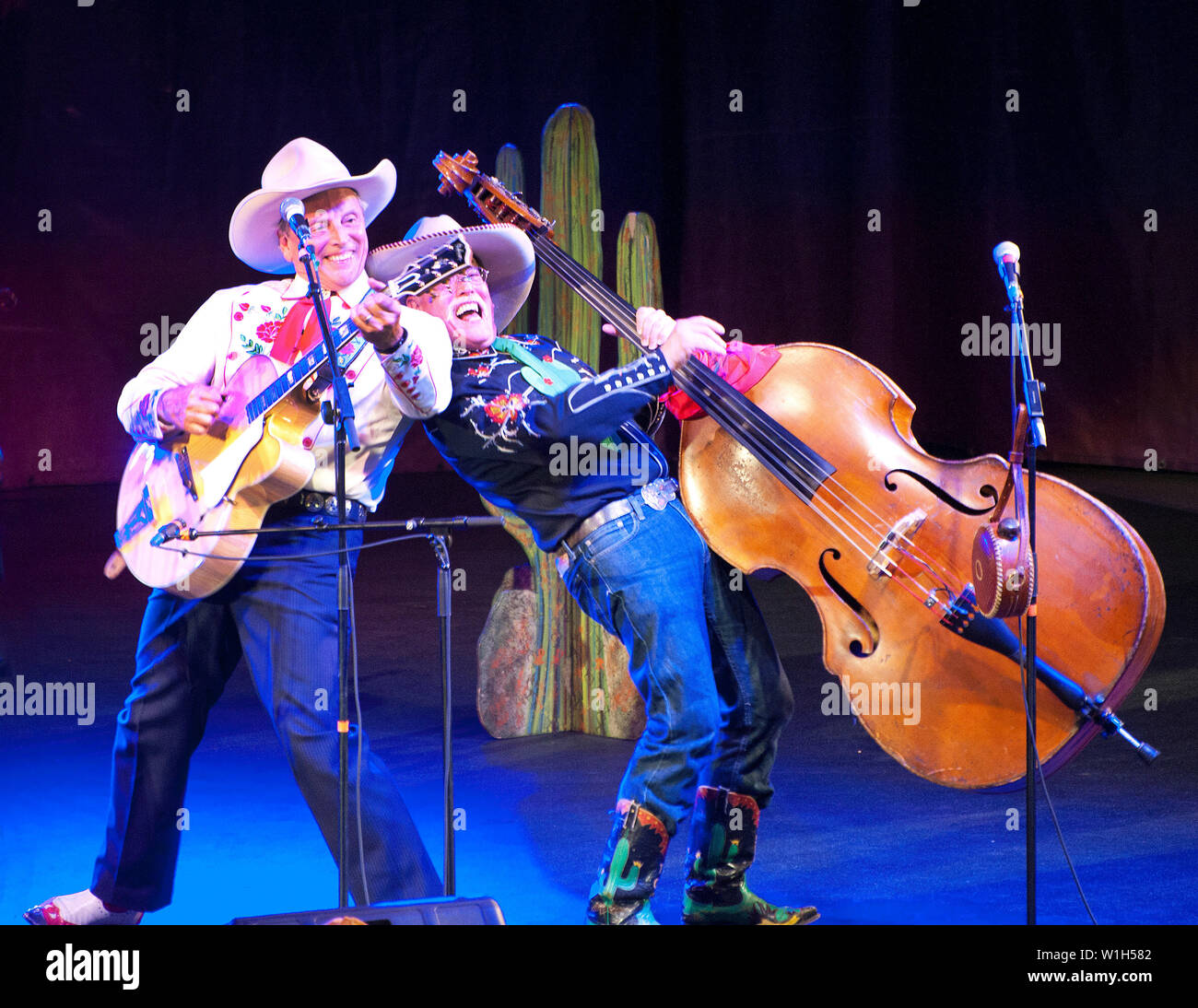 Ranger Doug and Too Slim get raucus as they wind up a set as America's ...