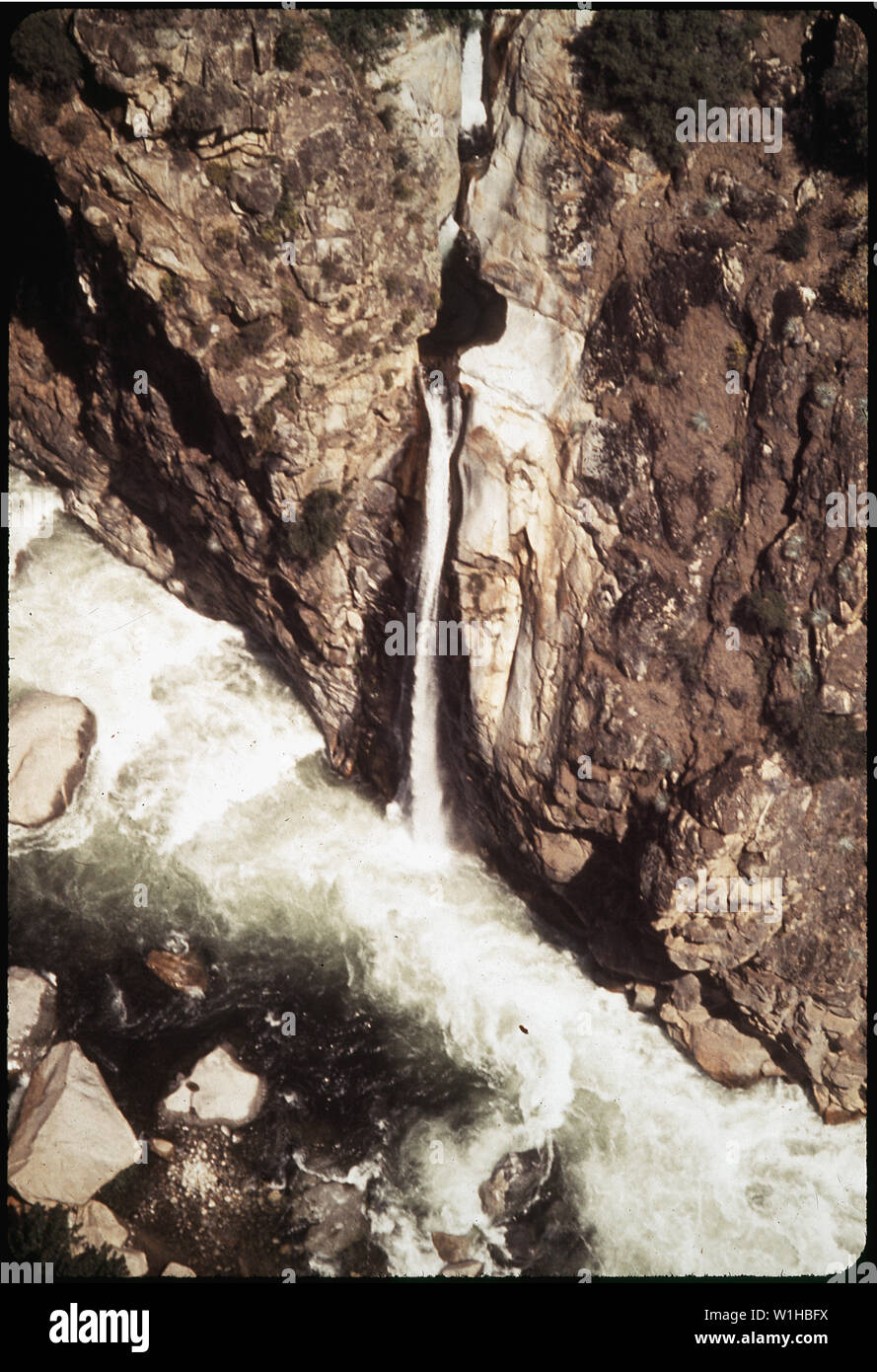 ONE OF THE WATERFALLS ALONG THE UPPER KINGS RIVER IN AN INACCESSIBLE ...