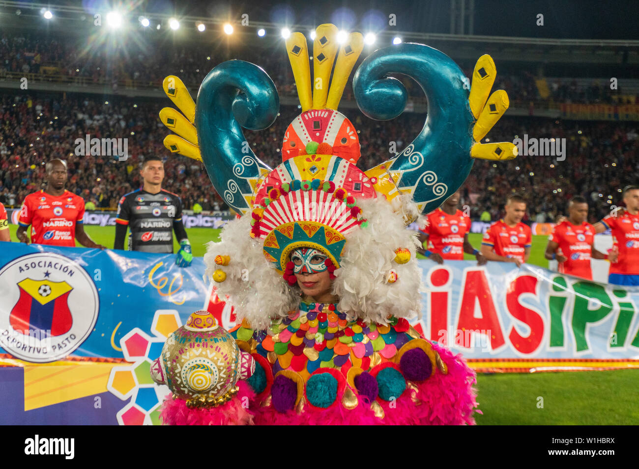 People from Pasto supporting their team in the final of the Colombian ...