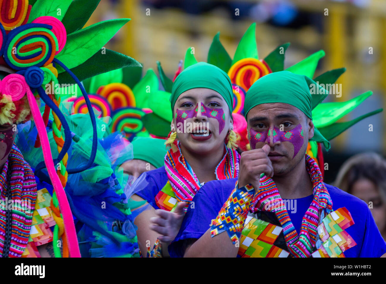 Supporting the team hi-res stock photography and images - Alamy