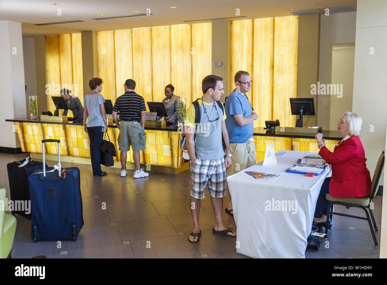 Florida hotel desk hi-res stock photography and images - Alamy