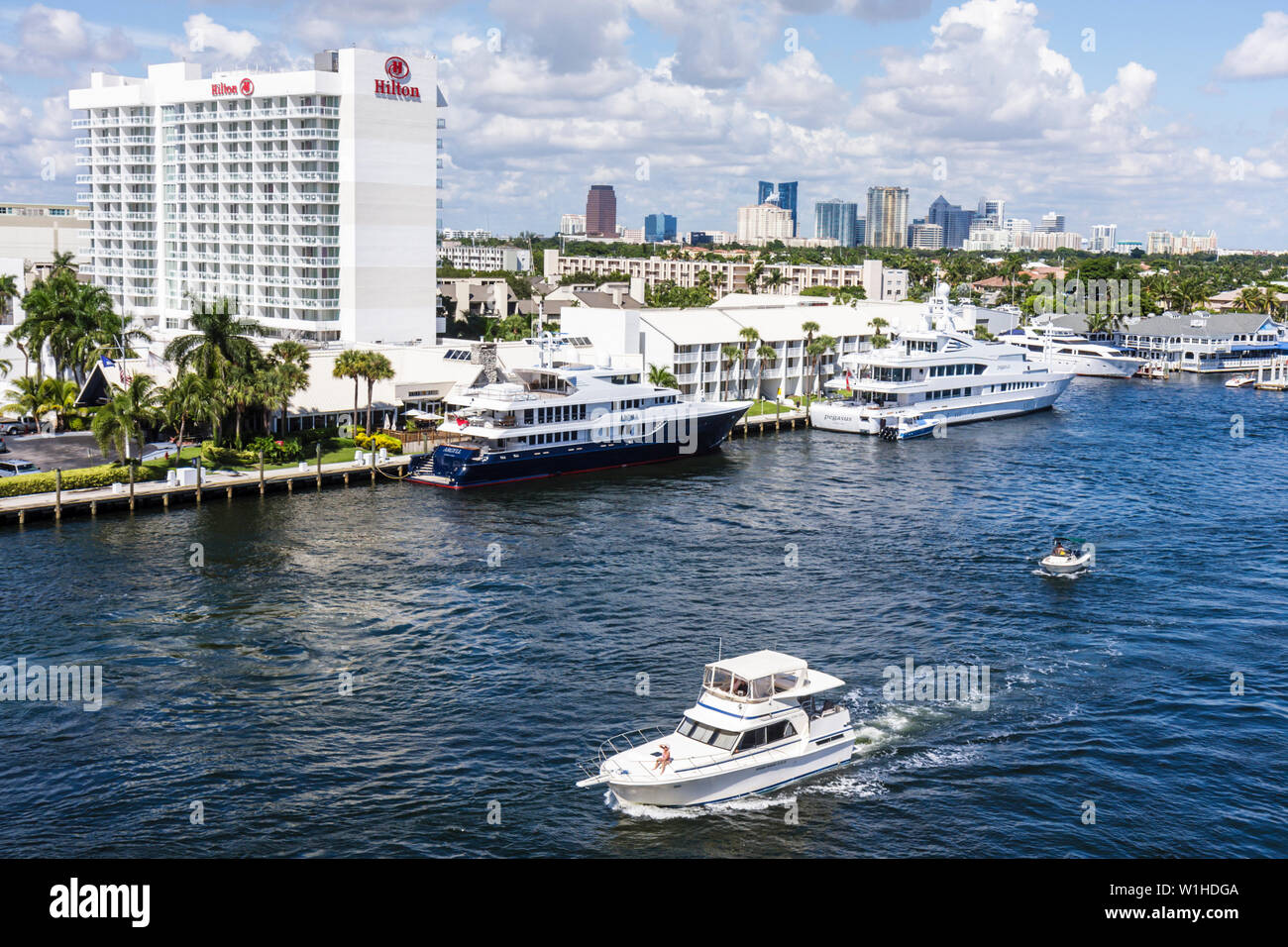 Fort Ft. Lauderdale Florida,17th Street Causeway Bridge,view ...