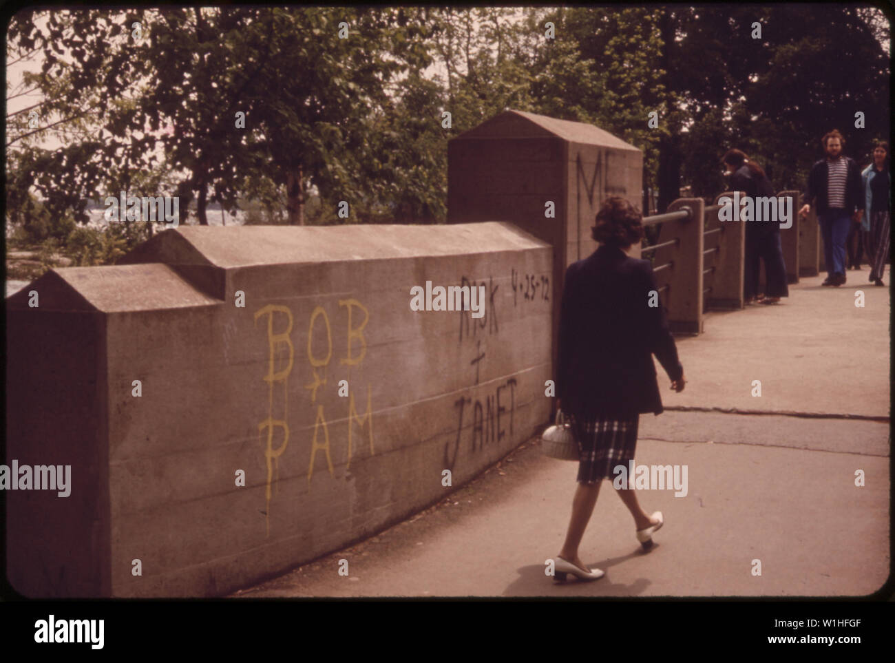 PARAPET BEDAUBED WITH SPRAYCAN GRAFFITI AT GOAT ISLAND, A TOURISTS ...